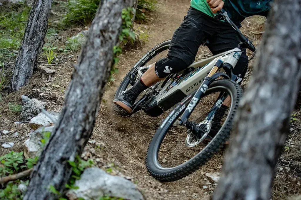 Pivot Shuttle AM, para conquistar todo tipo de terrenos - MountainBiker.es